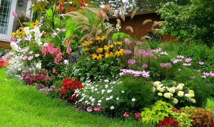 3 moduri de amenajare a unei gradini cu flori